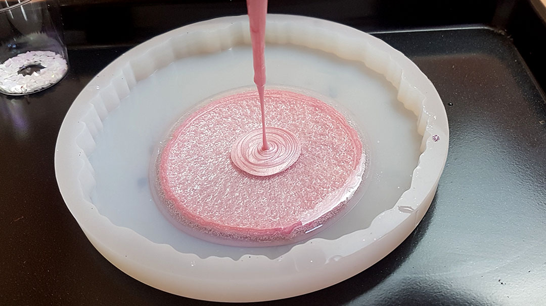 A Different Kind Of Resin, Just For You – GENTLEMAN CRAFTER