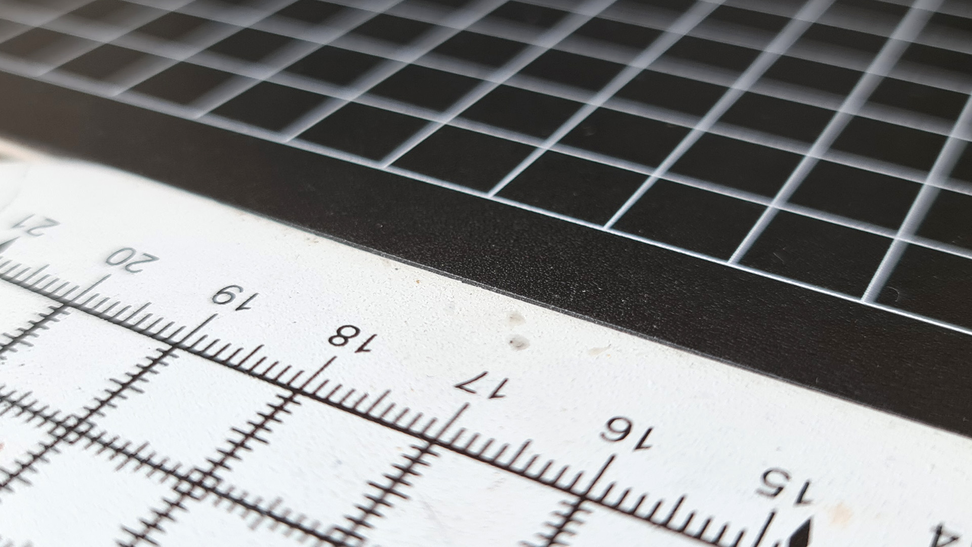 Magic Mat – An Overview and Review – GENTLEMAN CRAFTER